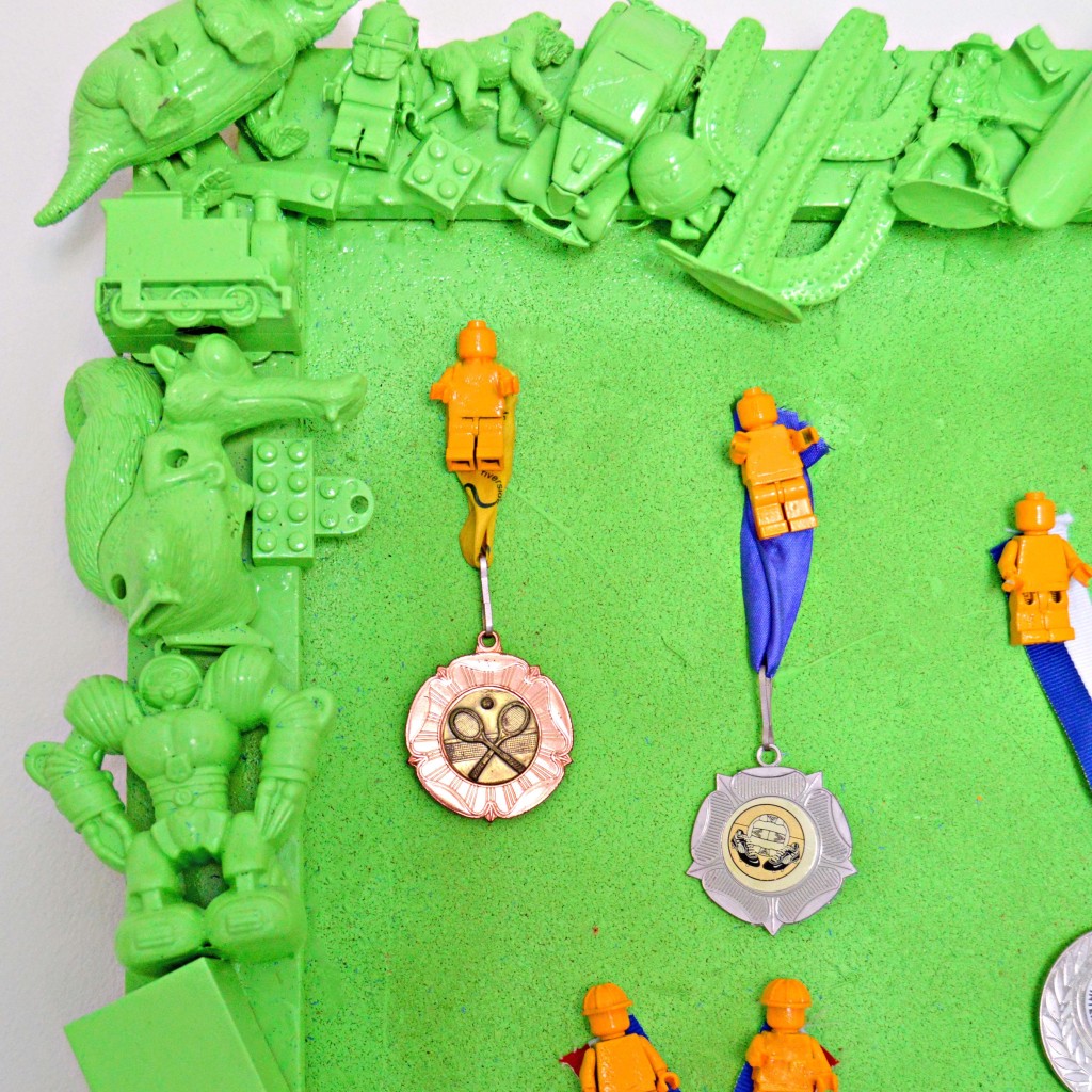 How to make Lego Figure Push Pins - Pillar Box Blue