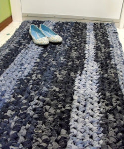 How To Make A Blue Jean Rug -16 Unique Ways - Pillar Box Blue