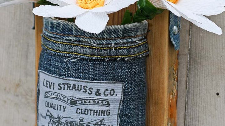 What To Do With Old Jeans No-Sew projects - Pillar Box Blue