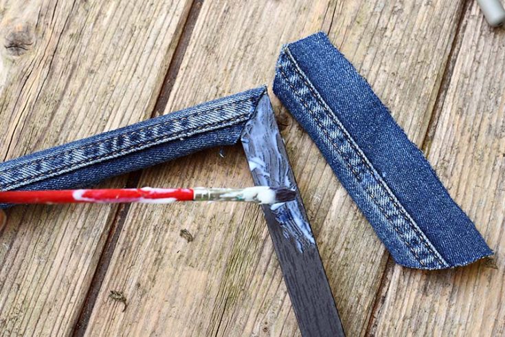 How To Make A Denim Photo Frame Out Of Old Jeans - Pillar Box Blue