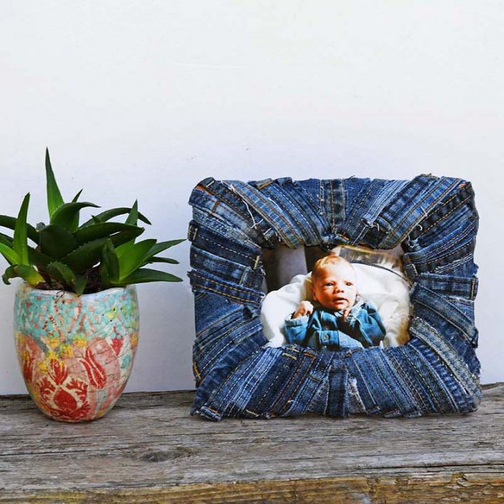 How To Make A Denim Photo Frame Out Of Old Jeans - Pillar Box Blue