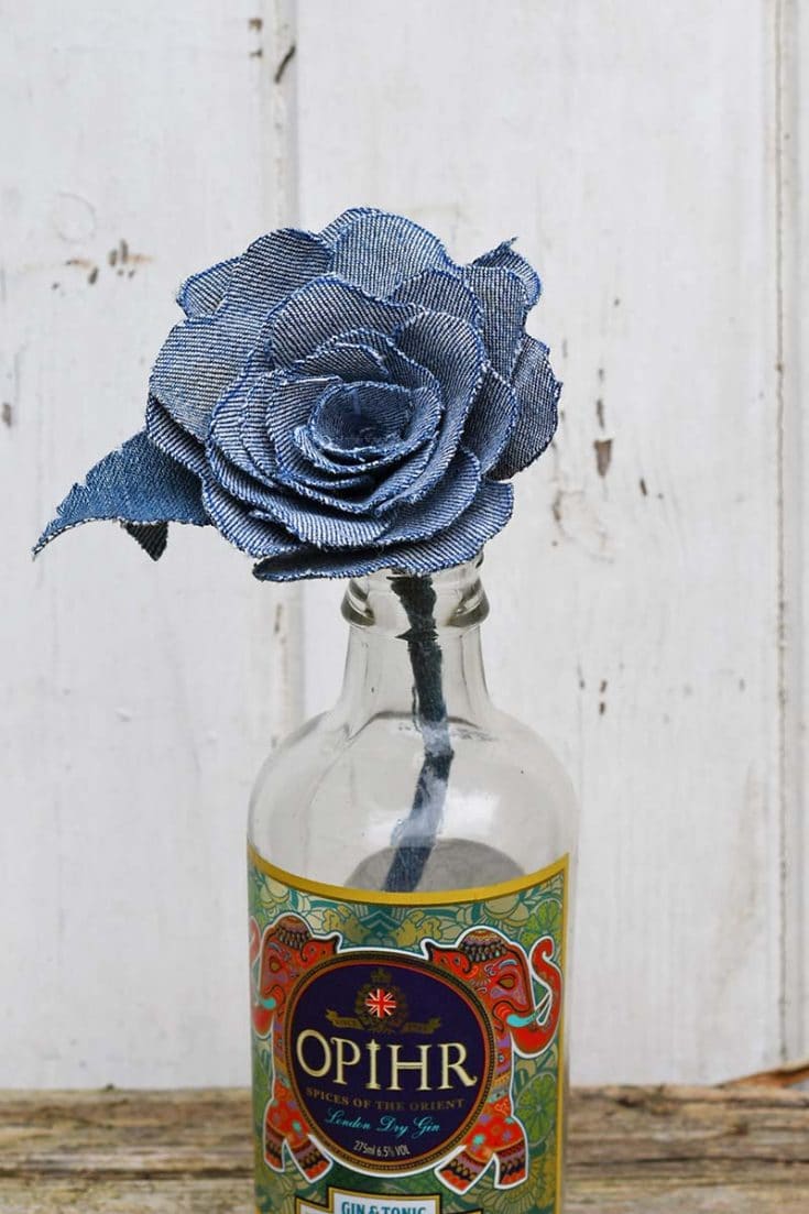 How To Make A Pretty Upcycled Denim Flowers Bouquet - Pillar Box Blue
