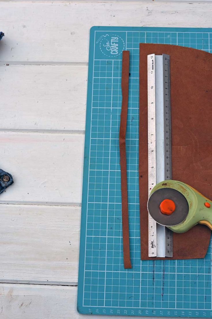 Embroidering Jean Pockets for Stylish Hanging Storage - Pillar Box Blue