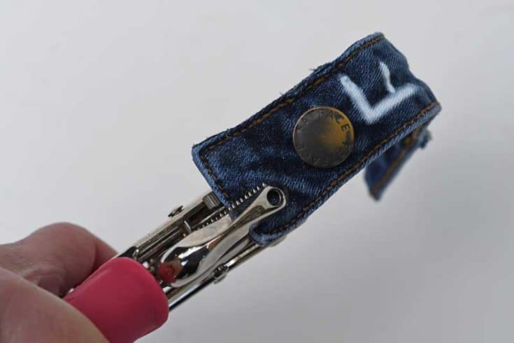 Cool DIY Fabric Key Fobs From Old Jeans - Pillar Box Blue