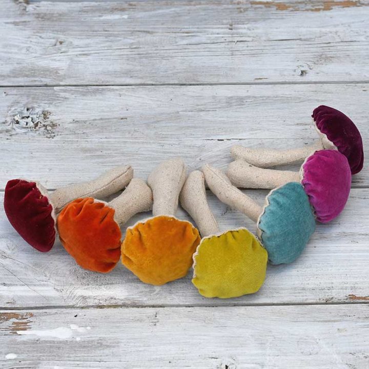 25 Velvet Crafts: Bring a Touch of Luxury to Your Creativity - Pillar ...