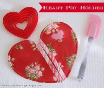 35 DIY Fabric Heart Crafts- Feel The Love - Pillar Box Blue