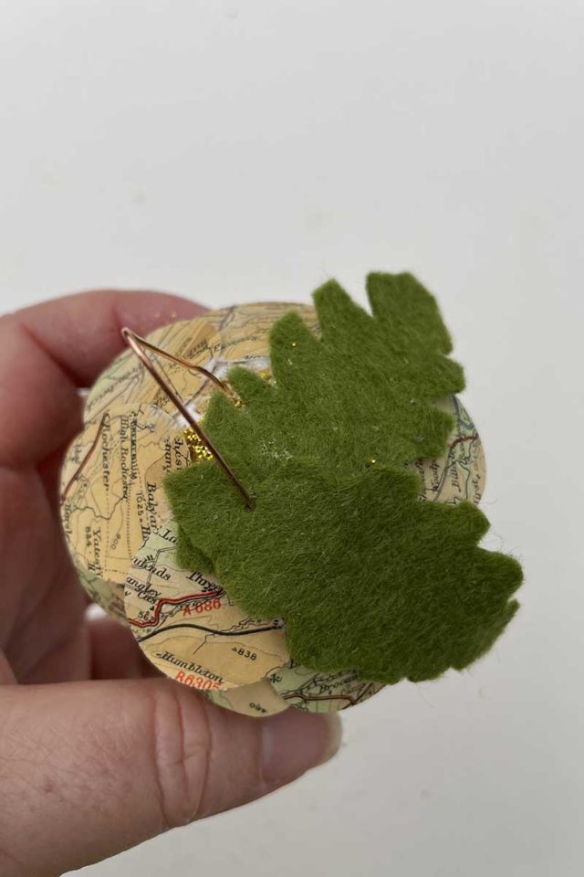 How To Make Paper Pine Cone Ornaments The Easy Way - Pillar Box Blue