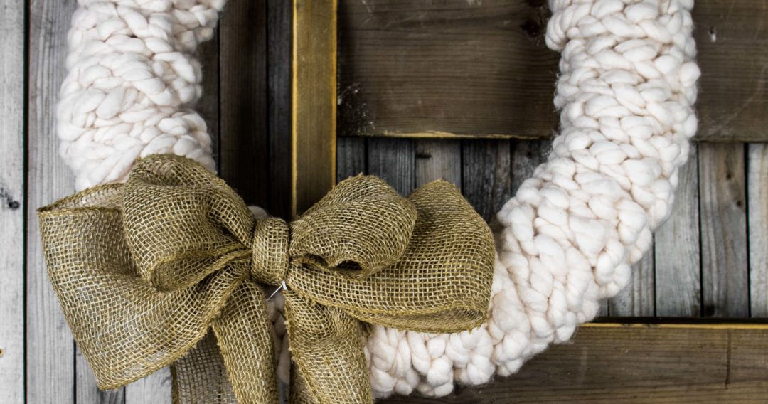 43 Easy Yarn Crafts For Adults You'll Want To Make - Pillar Box Blue