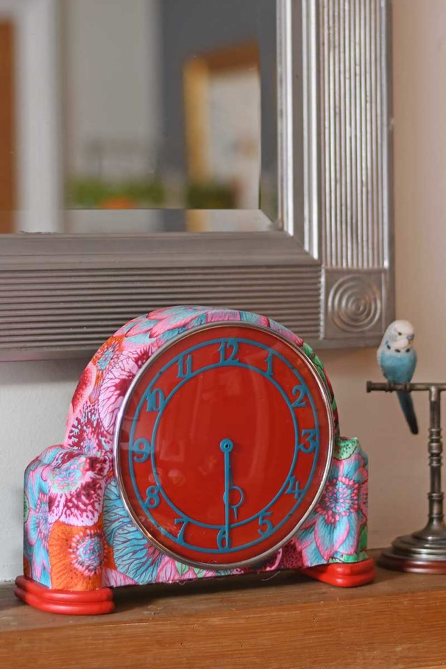 How To Turn An Upcycled Clock Into A Stunning Mantle Piece - Pillar Box ...