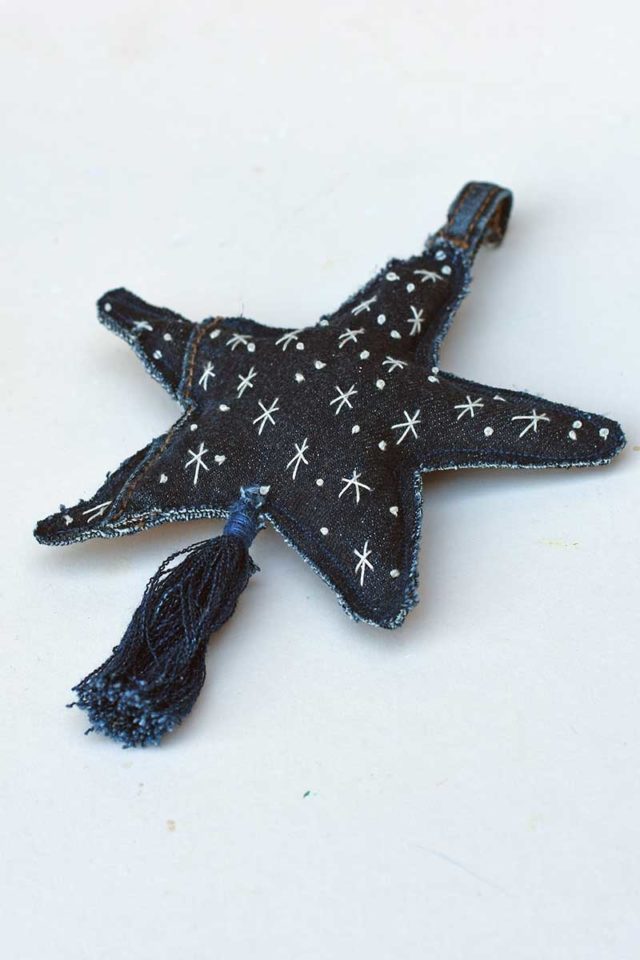 Beautiful Fabric Star Ornament - Tutorial And Free Pattern - Pillar Box ...