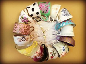 26 Unique DIY Upcycled Clocks You'll Want In Your Home - Pillar Box Blue