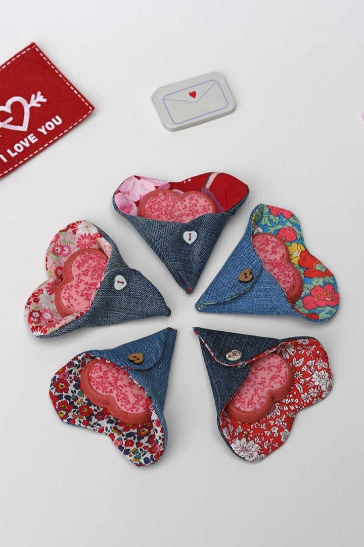 Easy Valentine Sewing Project: Scrap Fabric Heart Pockets - Pillar Box Blue