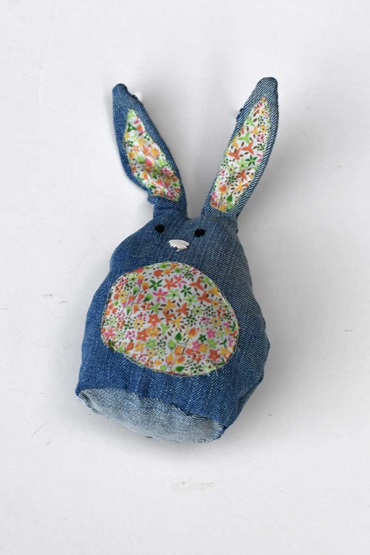 Easy Fabric Bunnies – A Cute Easter & Spring Sewing Project - Pillar ...
